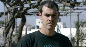 Jonathan Pollak, rischia sei mesi per essersi schierato con i ...